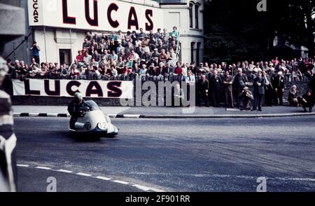 Motorcycle and sidecar racing 1958/59 part II, Brands Hatch Circuit ...