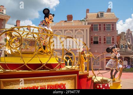 Mickey Mouse and Minnie Mouse on Float in Parade at Walt Disney Magic ...