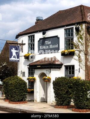 Traditional hanging pub sign at The Robin Hood Inn, Durley Street ...