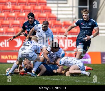 Sale Sharks' Arron Reed scores their side's first try of the game ...