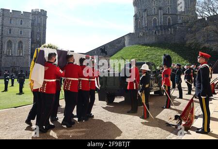 Pall bearers Major General Matthew Holmes, Lieutenant General Roland ...