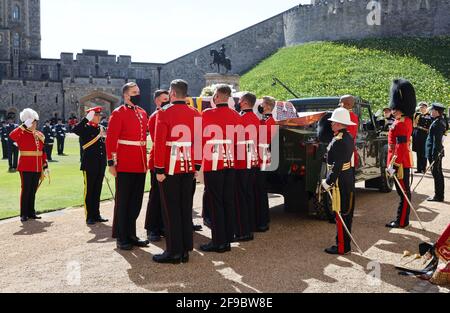 Pall bearers Major General Matthew Holmes, Lieutenant General Roland ...