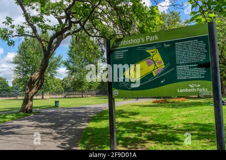 archbishops park in lambeth palace road london uk august 2017 Stock Photo - Alamy