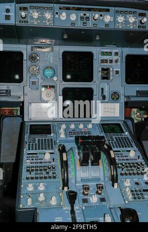 Airbus a320 flight screens Stock Photo - Alamy