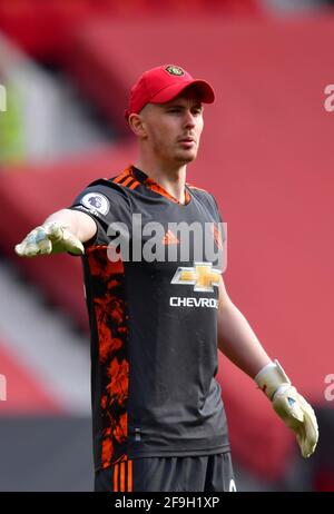 Manchester United's goalkeeper Dean Henderson gestures during the ...