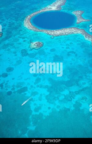 Aerial view Belize coral reefs and island, tropical island, atoll ...