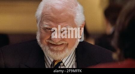 MRS. DOUBTFIRE, Robert Prosky, 1993, TM and Copyright (c)20th Century ...