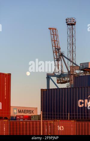 Belfast Port container terminal, Victoria Terminal 4 Stock Photo - Alamy