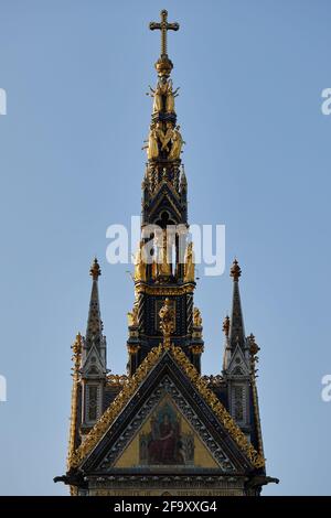 London, UK - 4 Apr 2021: The gilded bronze figure of Helios, the all ...