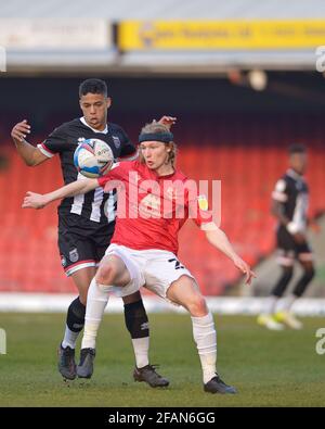 Evan Khouri (31) during the Sky Bet League 2 match between Grimsby Town ...
