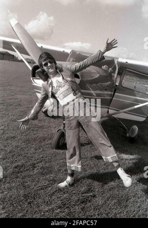 FILE PHOTO: Former Bay City Rollers frontman Les McKeown dies aged 65 ...