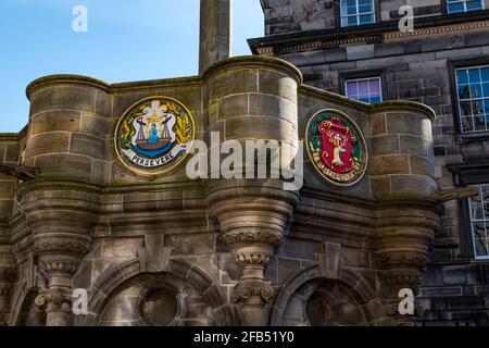 Leith coat of arms: Persevere ship, Virgin Mary and infant Jesus on ...