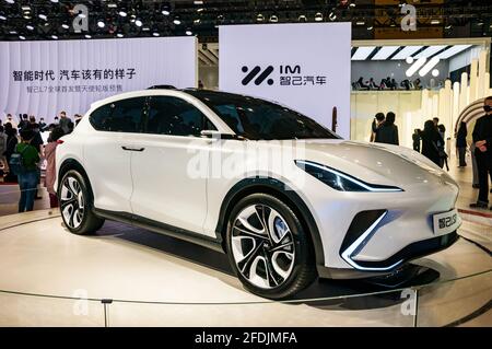 The IM LS7 concept from a joint venture between SAIC and Alibaba on ...