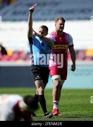 Referee Matthew Carley shows a red card to Stade Toulousain's Richie ...