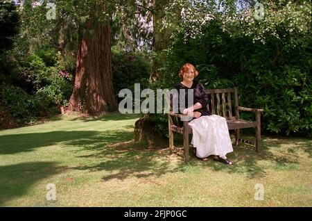 Angela Glass who works for Alan Titchmarsh June 1999 Stock Photo - Alamy