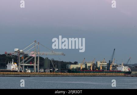Ringaskiddy, Cork, Ireland. 26th April, 2021. A super full Pink Moon ...