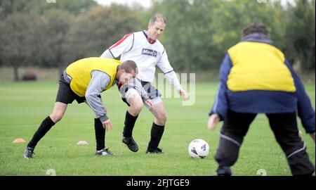 GLEN MOORE FOOTBALL COACHING 27/9/2008. COACH KEITH BOANAS TELLS GLEN ...