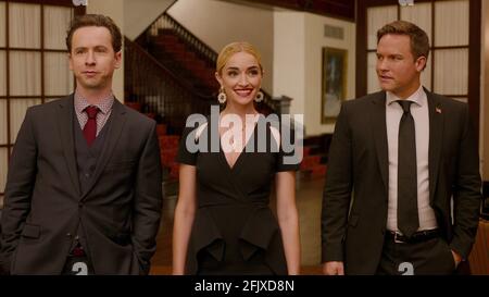 GINNY & GEORGIA, (aka GINNY AND GEORGIA), Daniel Beirne, Let Us ...