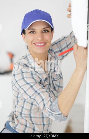 marking position to drill wall Stock Photo - Alamy