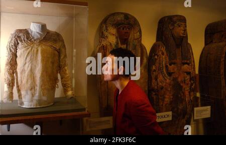 THE TARKHAN DRESS,THE OLDEST DRESS IN THE WORLD.3100-2890 BC. 1/4/03 ...