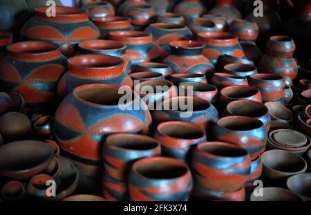 Venda clay pots, South Africa Stock Photo - Alamy