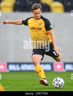 Dresden, Germany. 28th Apr, 2021. Football: 3. league, SG Dynamo ...