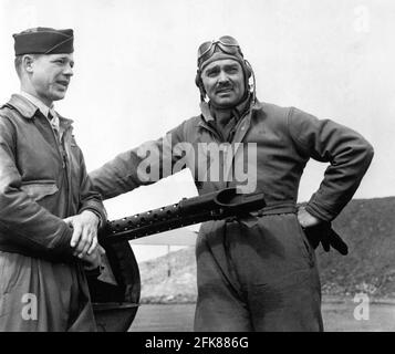 Staff Sergeant PHILIP HULSE and Captain CLARK GABLE of the U.S. Army ...