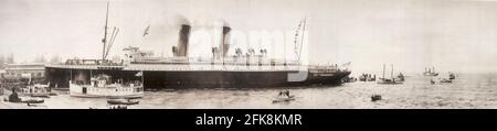 Photograph of the SS Oregon Stock Photo - Alamy