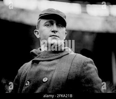 Herbert 'Hub' Perdue, a baseball player with the Boston Braves in the ...