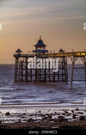 Evening light on Clevedon Pier Stock Photo - Alamy