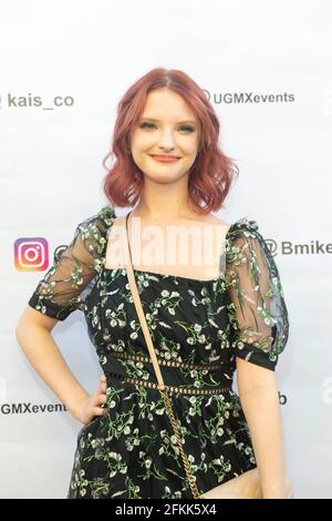 Madison Ekstrand attends Young Hollywood Social Media Industry Party at ...