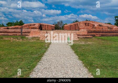 Somapuri Vihara Somapura Mahavihara , ruins of Buddhist monastic ...