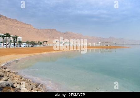 The beautiful beach in Ein Bokek, Dead Sea, Israel Stock Photo - Alamy