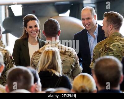 The Duke of Cambridge and Duchess of Cambridge arrive at RAF Akrotiri ...