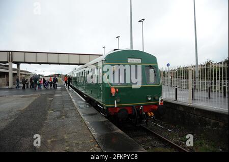 Class 101 Diesel Multiple Unit rain built by Metropolitan Cammell in ...
