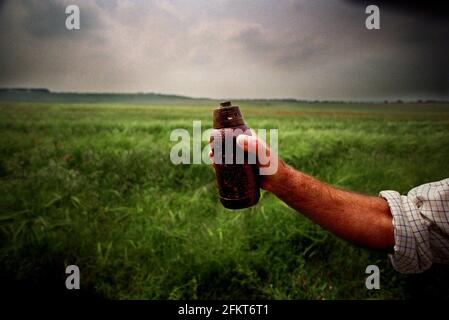 World War Two Morter Shell found in field by June 1998 farmer Rex ...
