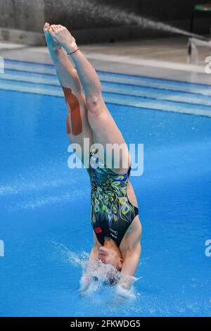 Tokyo. 4th May, 2021. Chen Yiwen (top) of China competes during the ...