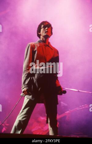 Worthy Farm, Somerset, England. 28th June 2025. Raye takes over the ...