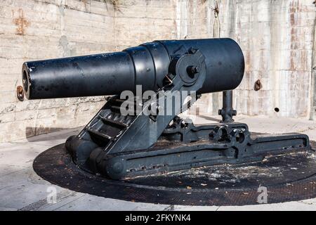 12 inch seacoast mortar at Fort DeSoto State Park in Florida USA Stock ...
