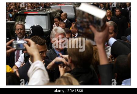 Bill Clinton Book signing at Waterstones in Londonpic David Sandison 12 ...