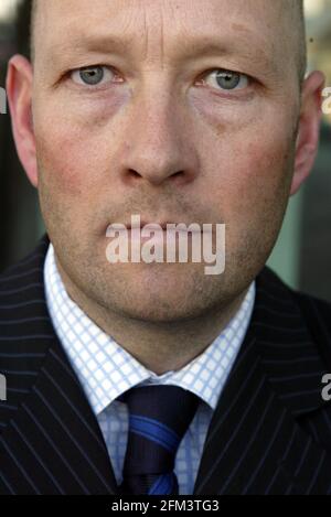 James Bainbridge ....Eye Surgeon pic David Sandison Stock Photo - Alamy