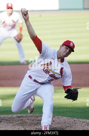 St. Louis Cardinals pitcher Ryan Fernandez throws during the eighth ...