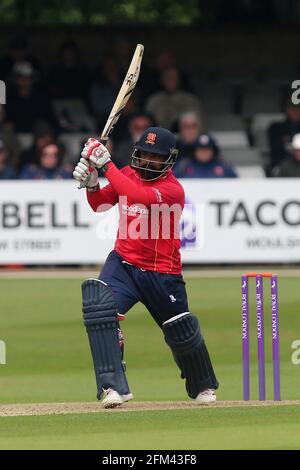 Ashar Zaidi hits four runs for Essex during Middlesex vs Essex Eagles ...