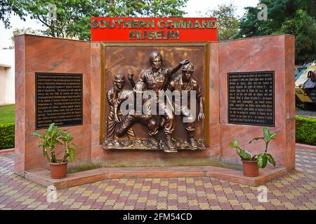 Soldiers war sculpture wall relief at Museum - National War Memorial ...