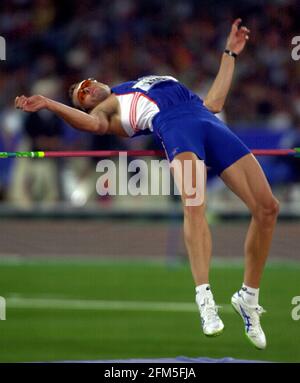 DEAN MACEY (GBR) DURING THE DECATHLON HIGH JUMP EVENT AT THE SYDNEY ...