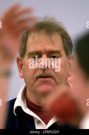 TERRY JENNER LEG SPIN BOWLING COACH Stock Photo - Alamy