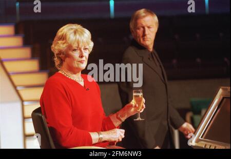 Who Wants to Be A Millionaire winner Judith Keppel (left) with host ...