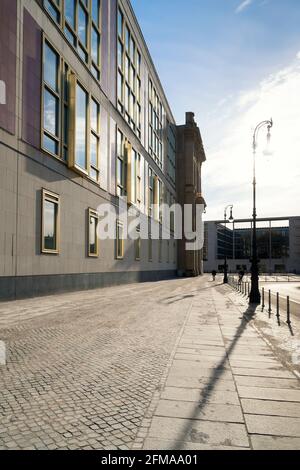 Berlin, Mitte, Schloßplatz and the former State Council building of the ...