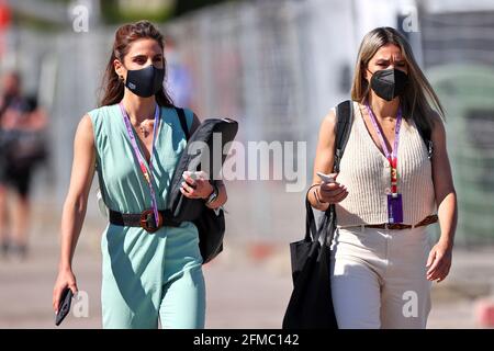 Barcelona, Spain. 08th May, 2021. Red Bull Racing practices a pit stop ...