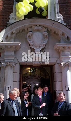 General Election 2001 Kennedy Stock Photo - Alamy